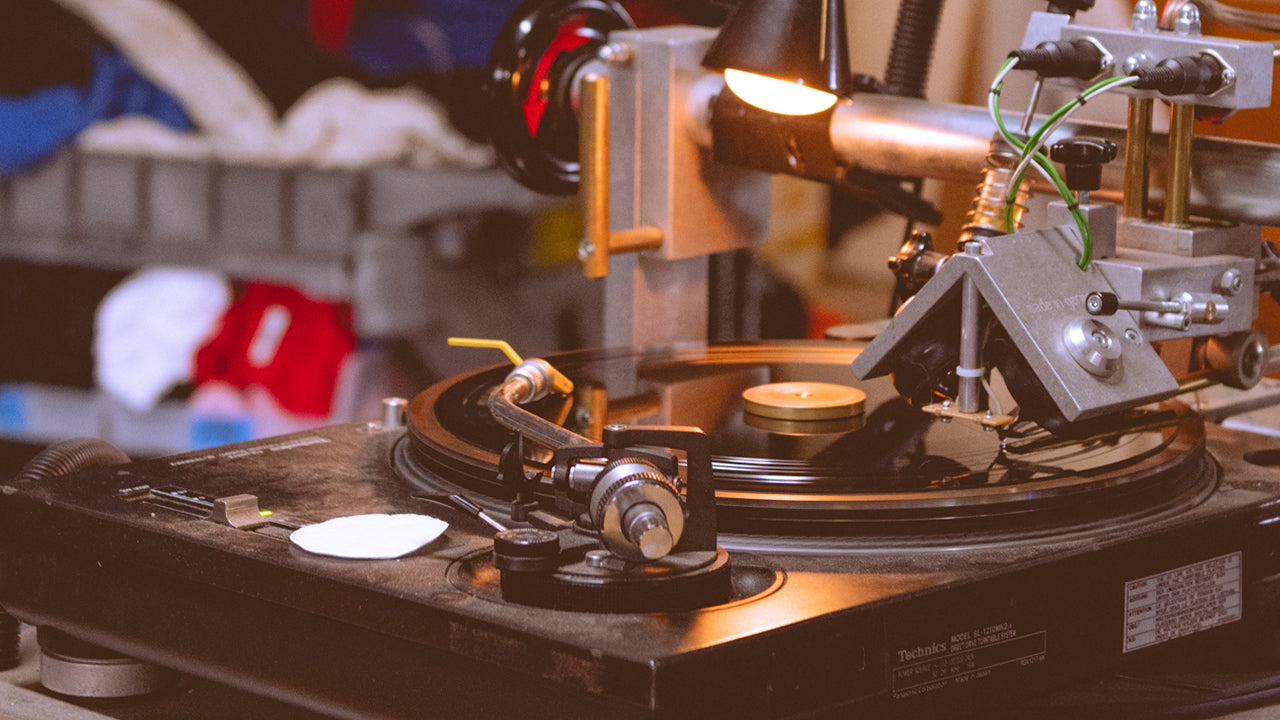 The Fascinating Machines Behind Your Favorite Records – intheclouds
